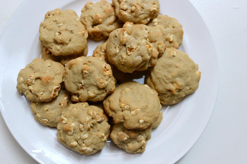Buttered Popcorn Cookies · Recipe Finds · Cut Out + Keep Craft Blog