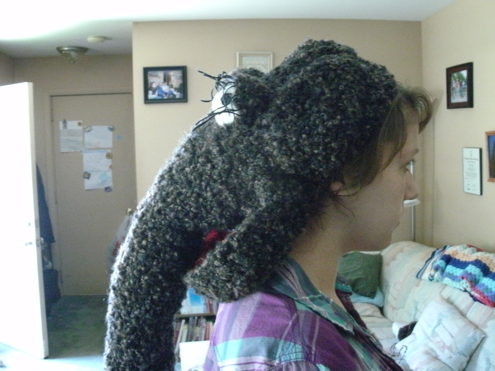 Snuffy Hat · A Character Hat · Yarncraft on Cut Out + Keep