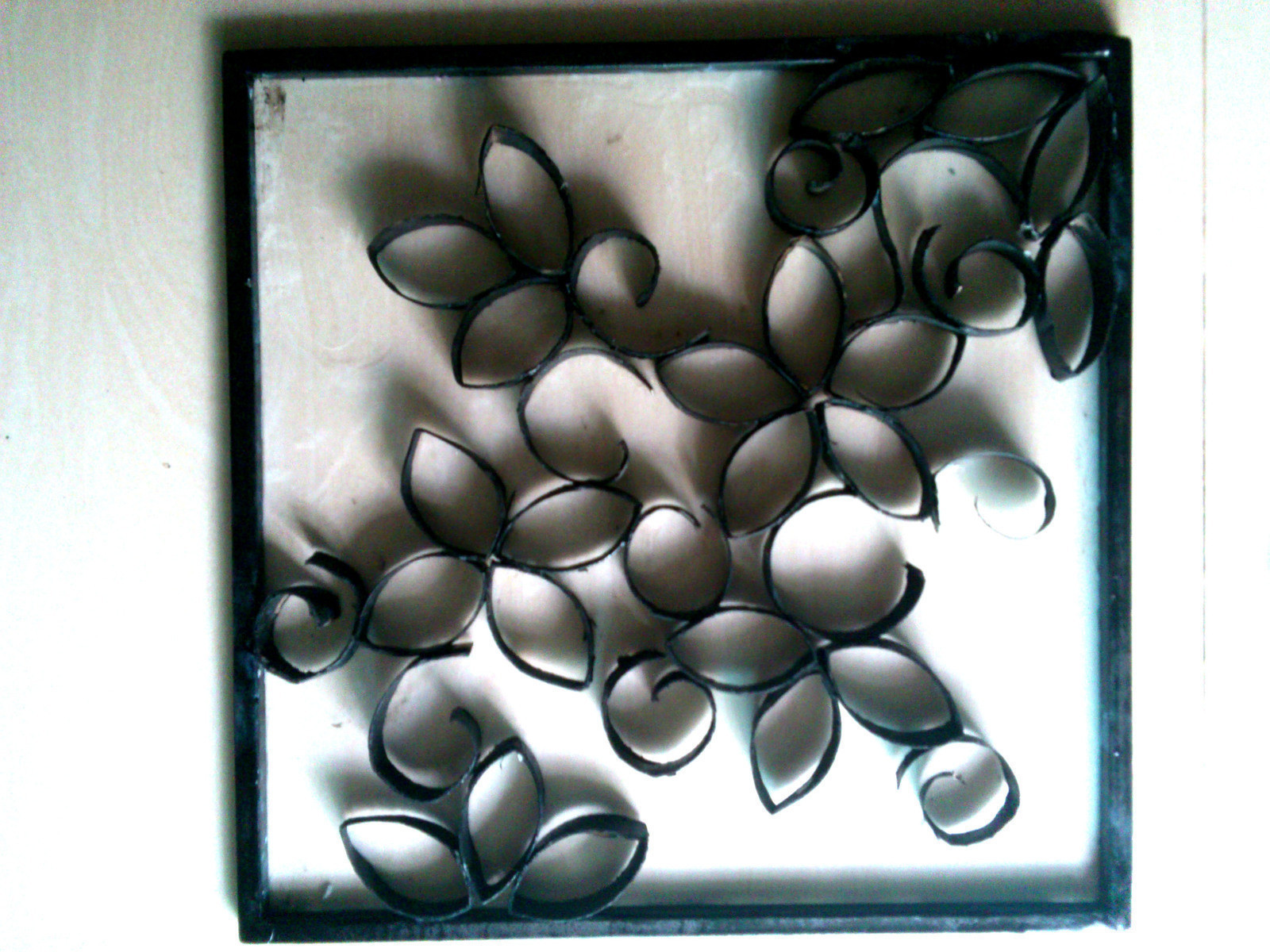 A Wall Decorating Piece! · How To Make A Paper Roll Model · Decorating ...