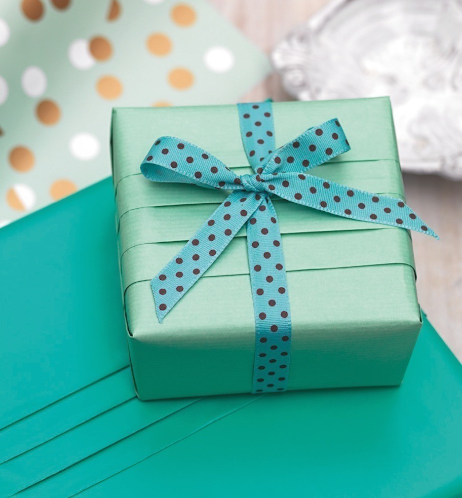 Wrapping A Box With Japanese Pleats Extract From Giftwrapped By Jane 