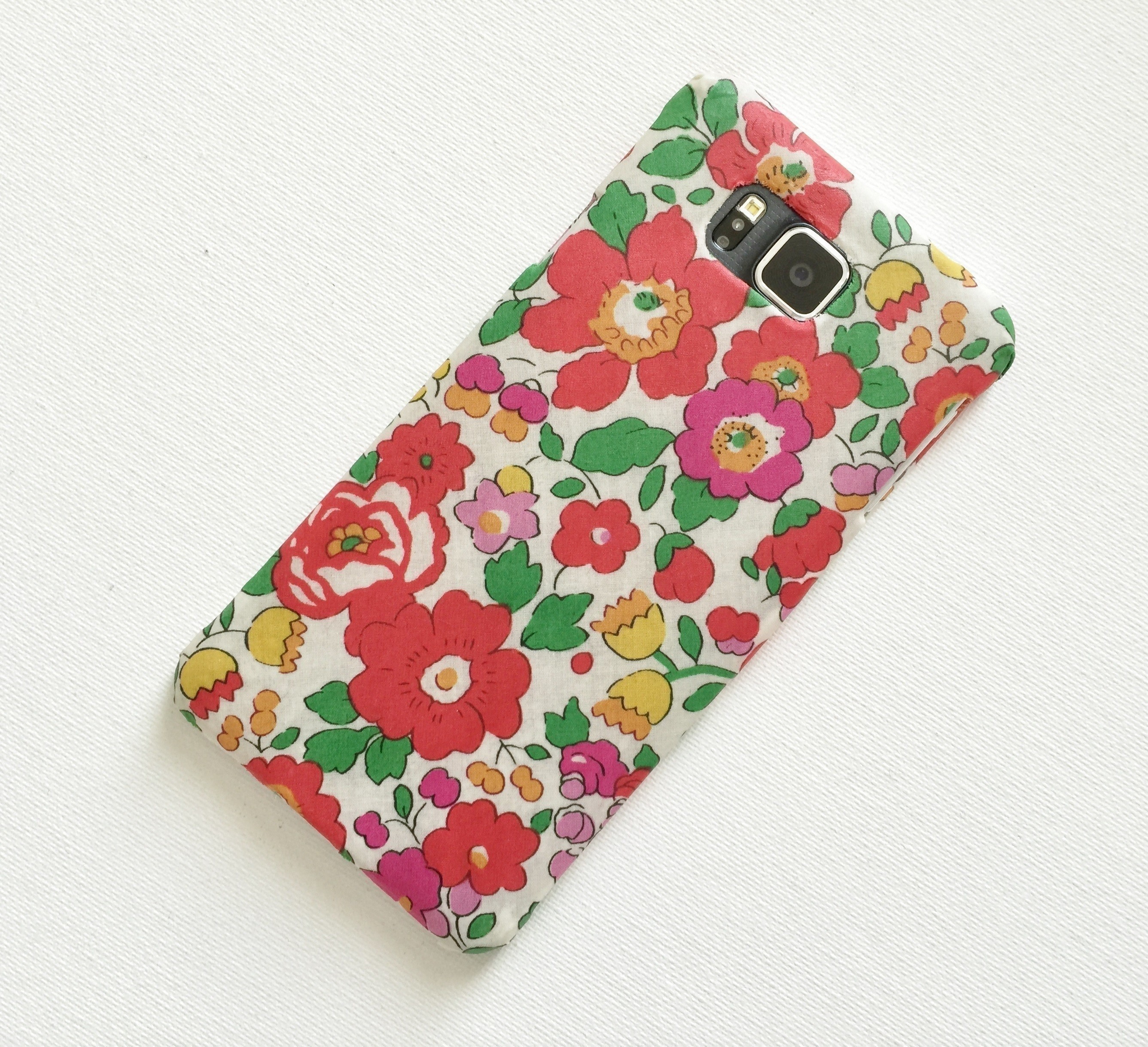 Diy Fabric Covered Phone Case How To Make A Phone Case Other On Cut