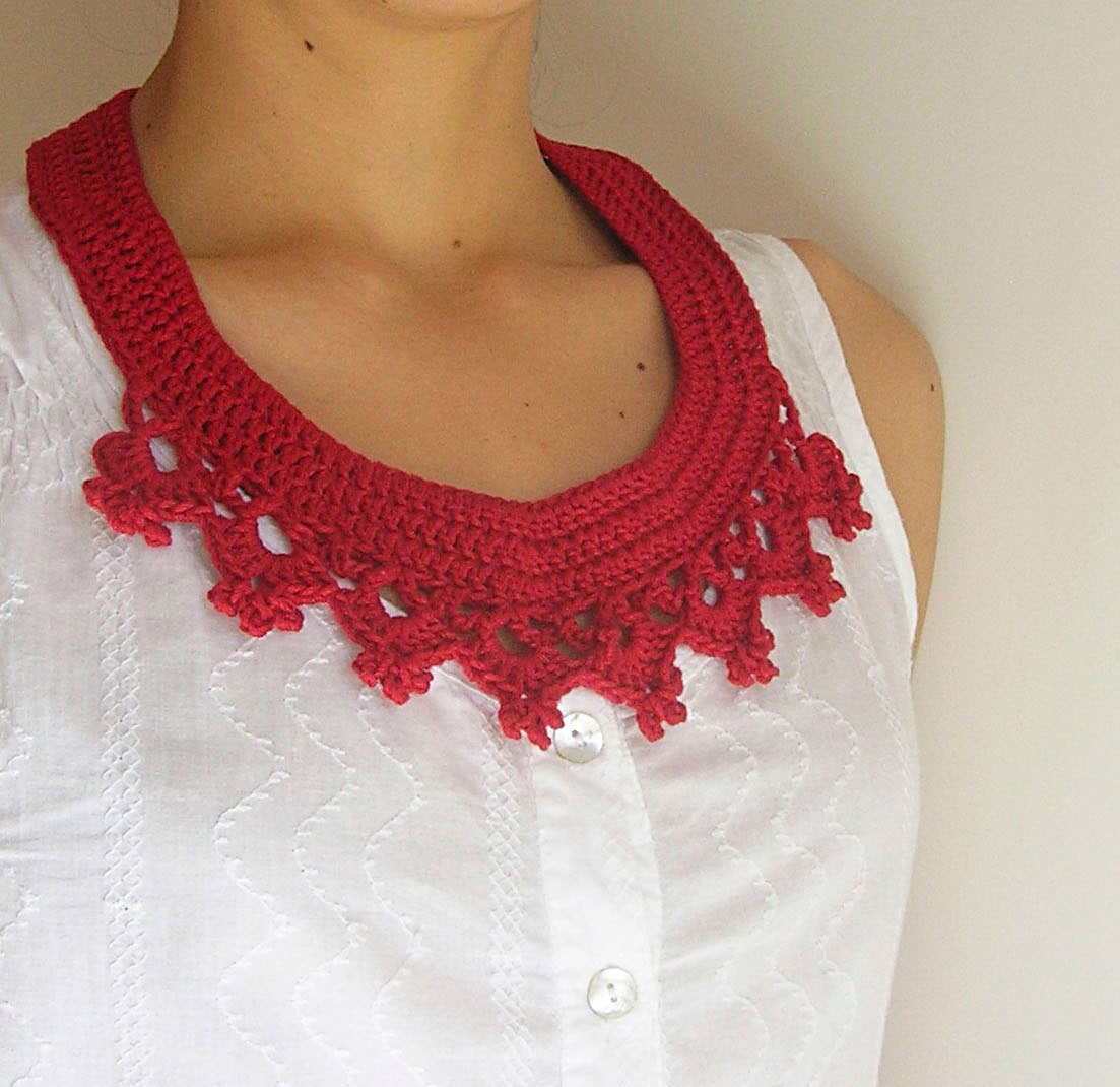 Collar Necklace How To Knit Or Crochet A Knit Or Crochet Necklace Yarncraft On Cut Out Keep