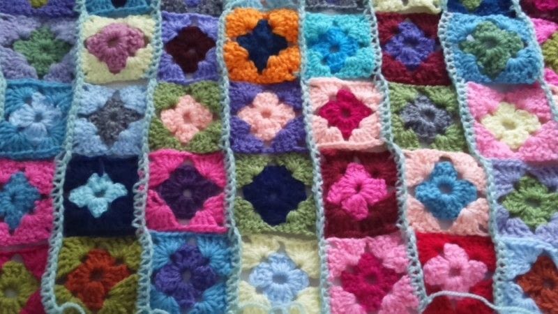 How To Join With A Double Crochet · How To Crochet A Granny Square ...