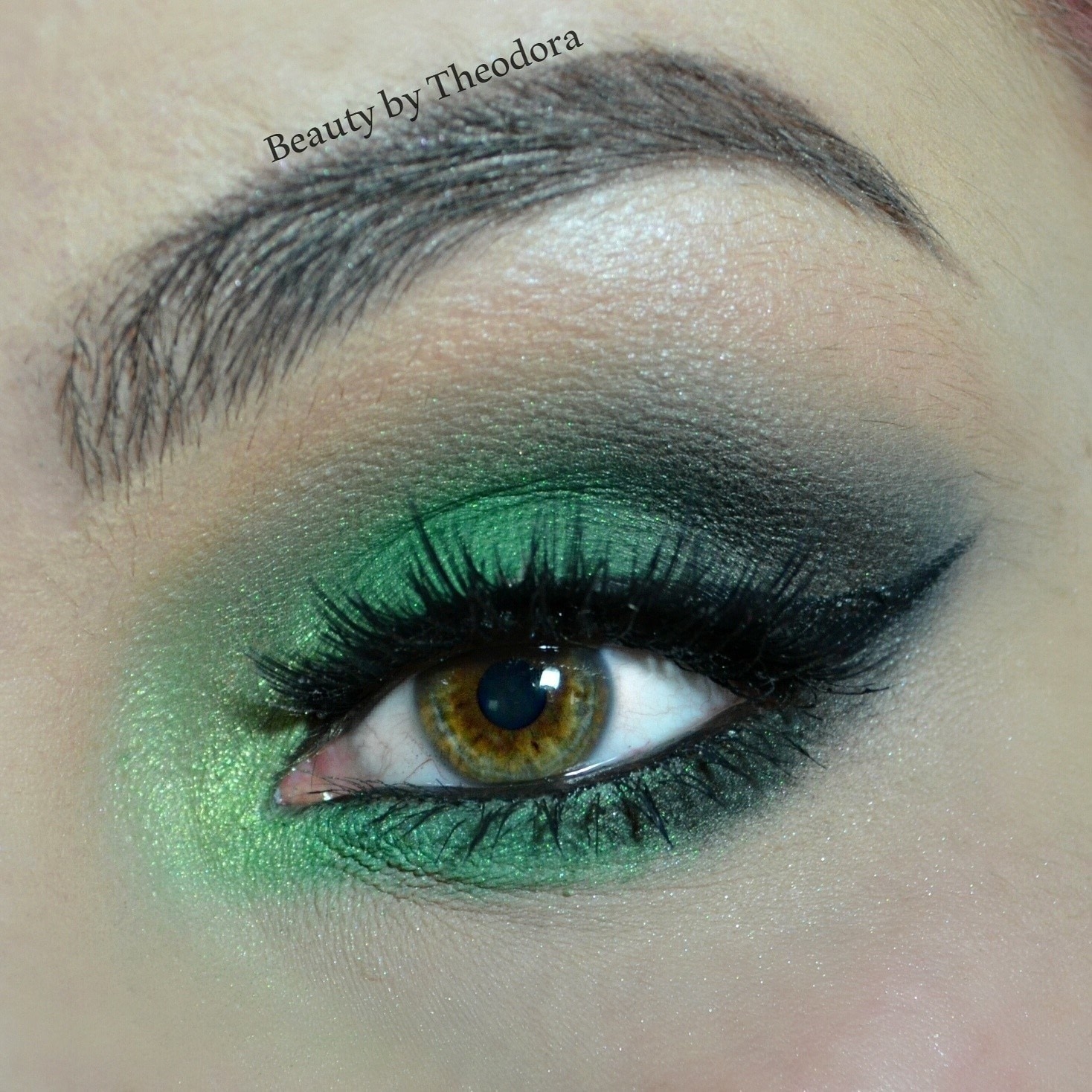 Green Smokey Eye How To Create A Smokey Eye Beauty On Cut Out Keep Green Smokey Eye How To Create A Smokey Eye Beauty On Cut Out Keep