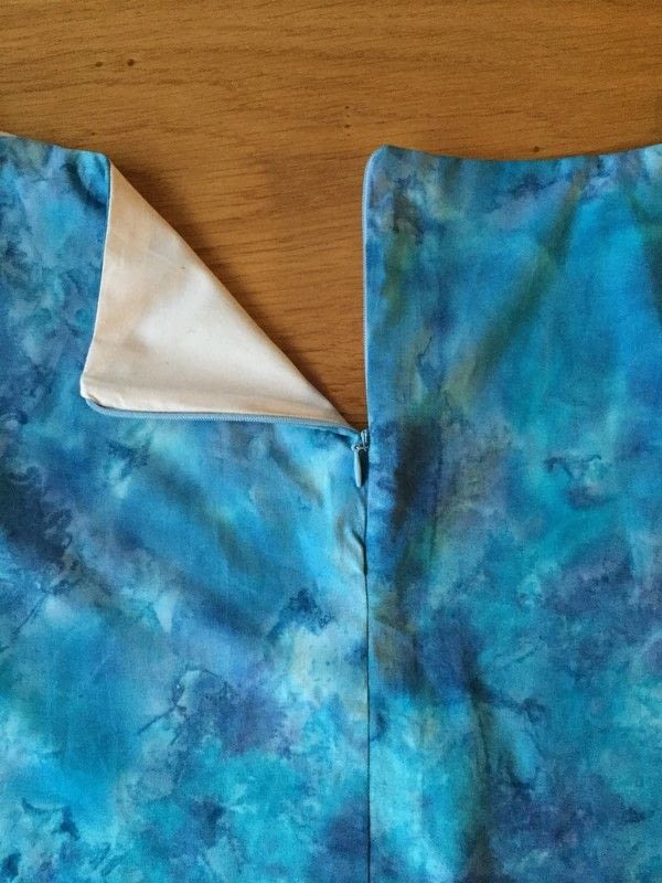 How To Sew An Invisible Zip With Lining And No Hand Stitching · How To ...