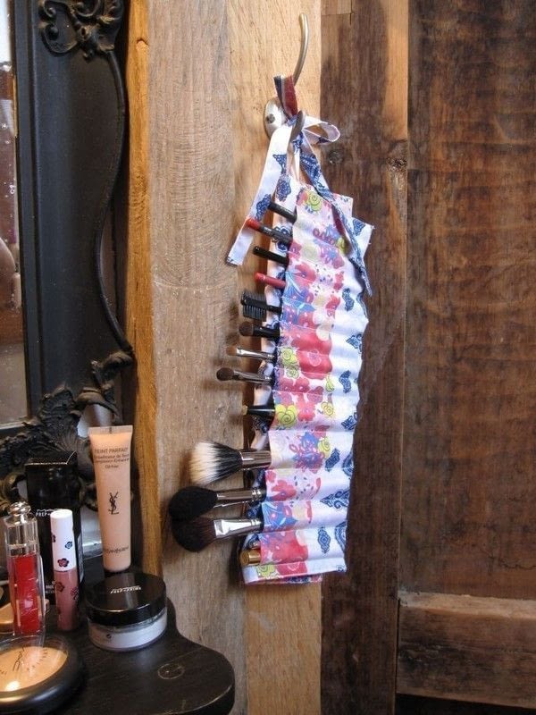 Makeup/Makeup Brush Roll · How To Sew A Roll Up Pouch · Sewing on Cut ...